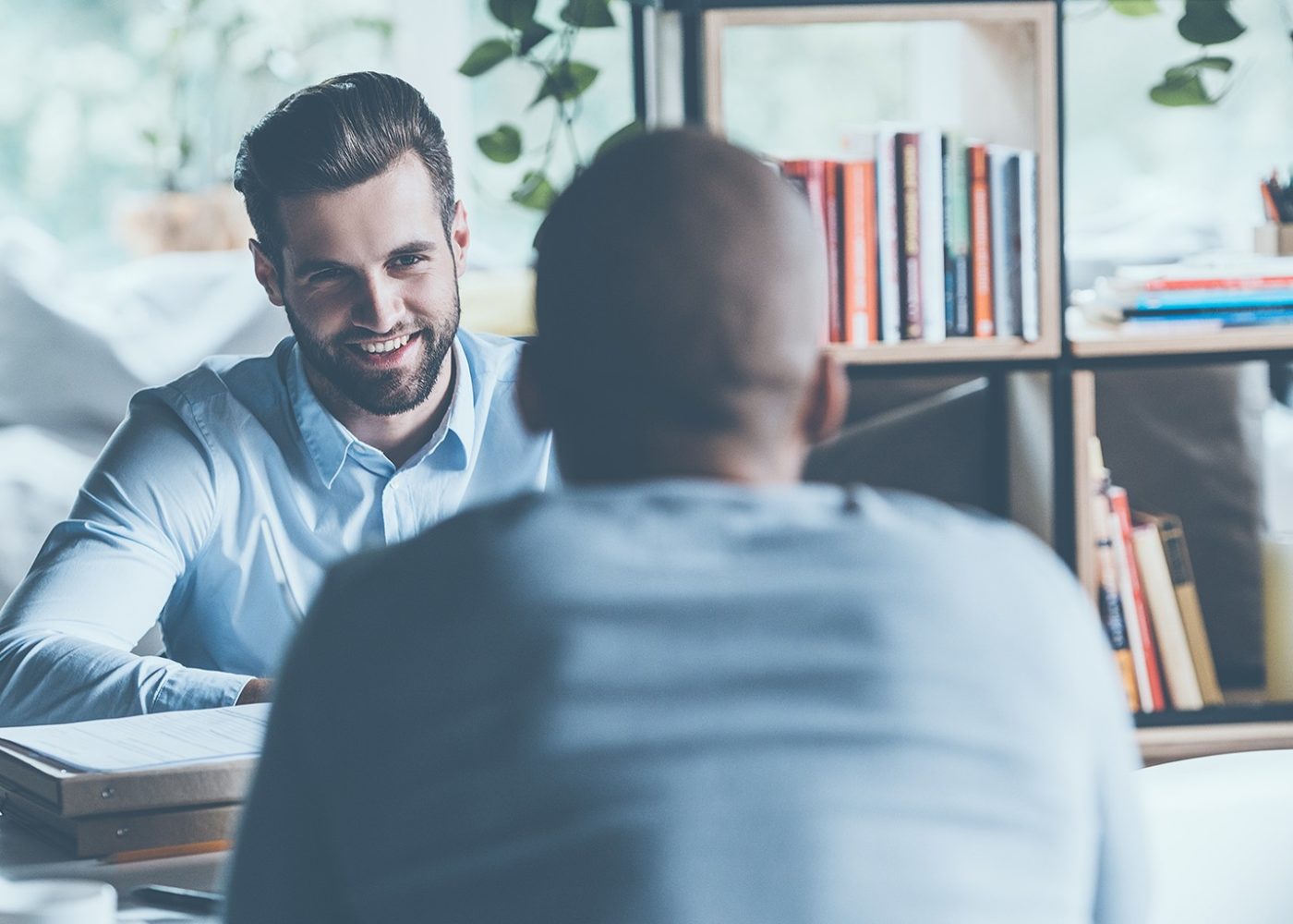 Interview Etiquette 101 - Mac's List