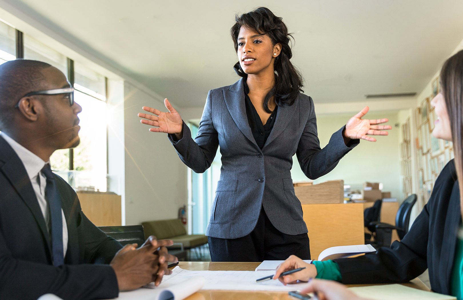 10 Tips for Emerging Female Leaders - Mac's List